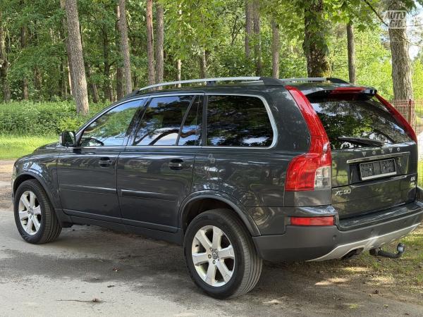 Volvo XC90 2011 in Vilnius, with an engine capacity of 2.40 L and mileage of 298 thousand km for 8400 €, photo 3 on AUTOMOTO.COM.LV