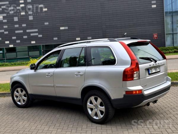 Volvo XC90 2011 Jelgava, ar dzinēja tilpumu 2.40 L un nobraukumu 0 tūkst. km par 8990 €, foto 3 vietnē AUTOMOTO.COM.LV