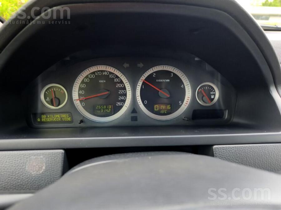 Volvo XC90 2011 Jelgava, ar dzinēja tilpumu 2.40 L un nobraukumu 0 tūkst. km par 8990 €, foto 11 vietnē AUTOMOTO.COM.LV