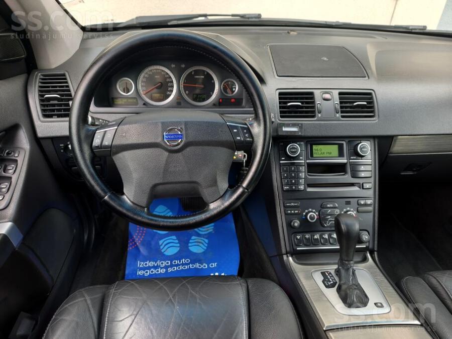 Volvo XC90 2011 Jelgava, ar dzinēja tilpumu 2.40 L un nobraukumu 0 tūkst. km par 8990 €, foto 12 vietnē AUTOMOTO.COM.LV
