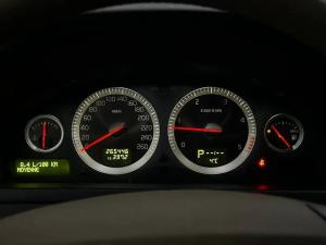 Volvo XC90 2011 in Jelgava, with an engine capacity of 2.40 L and mileage of 265 thousand km for 9990 €, photo 19 on AUTOMOTO.COM.LV