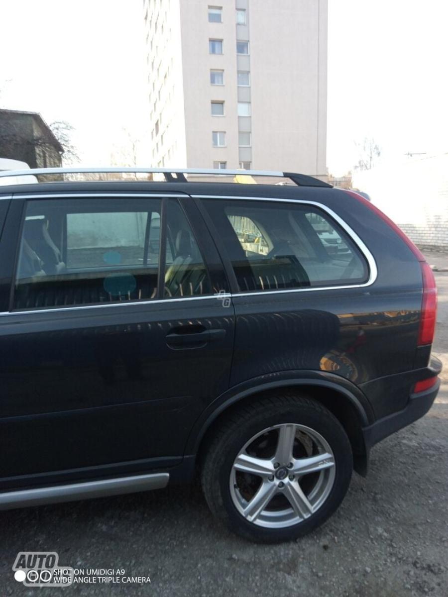 Volvo XC90 2011 Kauņa, ar dzinēja tilpumu 2.40 L un nobraukumu 226 tūkst. km par 9600 €, foto 21 vietnē AUTOMOTO.COM.LV