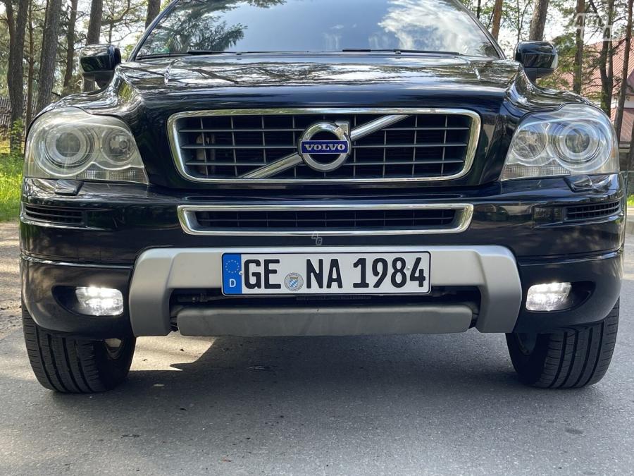 Volvo XC90 2012 Viļņa, ar dzinēja tilpumu 2.40 L un nobraukumu 293 tūkst. km par 10200 €, foto 19 vietnē AUTOMOTO.COM.LV