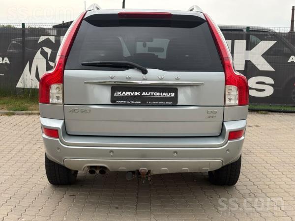 Volvo XC90 2012 in Liepaja, with an engine capacity of 2.40 L and mileage of 309 thousand km for 11250 €, photo 5 on AUTOMOTO.COM.LV