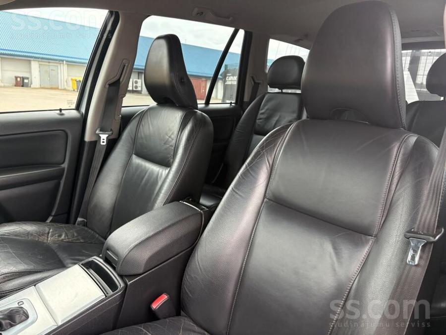 Volvo XC90 2012 Liepāja, ar dzinēja tilpumu 2.40 L un nobraukumu 309 tūkst. km par 11250 €, foto 11 vietnē AUTOMOTO.COM.LV