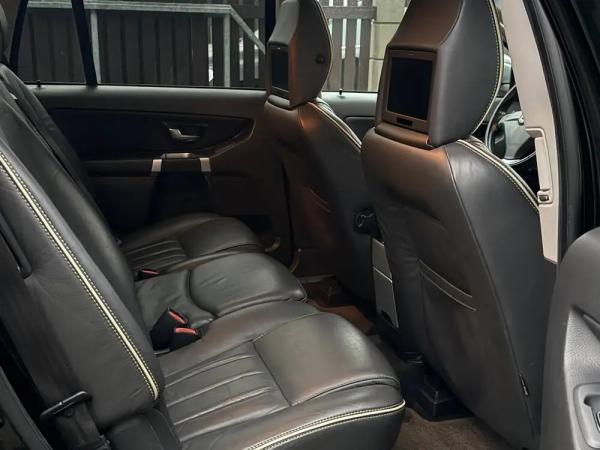 Volvo XC90 2012 Jelgava, ar dzinēja tilpumu 2.40 L un nobraukumu 297 tūkst. km par 11990 €, foto 10 vietnē AUTOMOTO.COM.LV