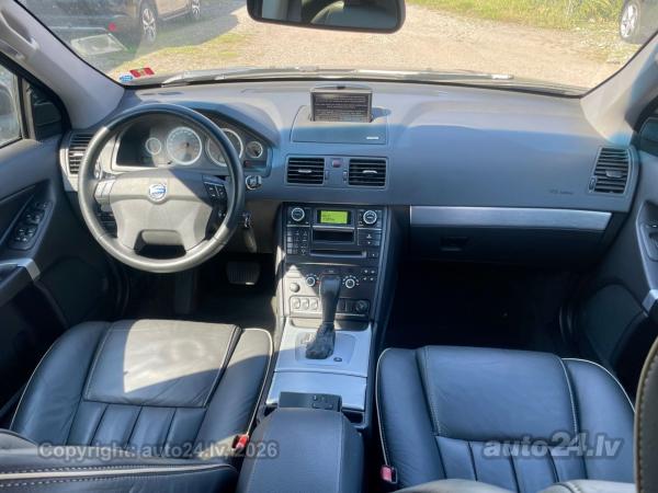 Volvo XC90 2012 Tallina, ar dzinēja tilpumu 2.40 L un nobraukumu 239 tūkst. km par 11500 €, foto 9 vietnē AUTOMOTO.COM.LV
