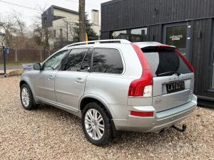 Volvo XC90 2013 in Riga, with an engine capacity of 2.40 L and mileage of 270 thousand km for 9900 €, photo 6 on AUTOMOTO.COM.LV
