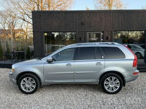 Volvo XC90 2013 in Riga, with an engine capacity of 2.40 L and mileage of 270 thousand km for 9900 €, photo 13 on AUTOMOTO.COM.LV