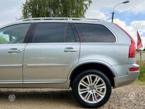 Volvo XC90 2013 in Siauliai, with an engine capacity of 2.40 L and mileage of 298 thousand km for 14199 €, photo 13 on AUTOMOTO.COM.LV