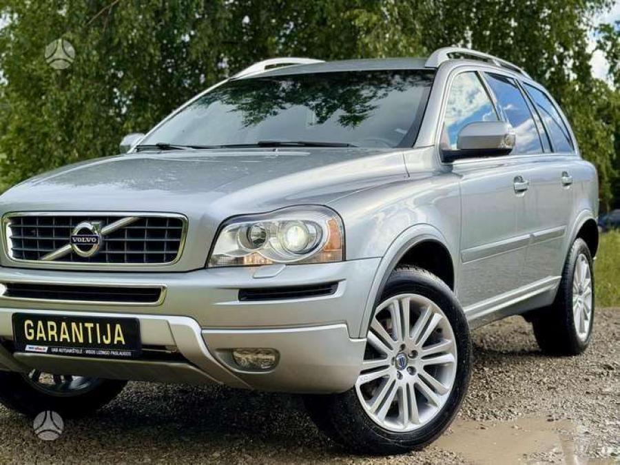 Volvo XC90 2013 in Siauliai, with an engine capacity of 2.40 L and mileage of 298 thousand km for 14199 €, photo 15 on AUTOMOTO.COM.LV