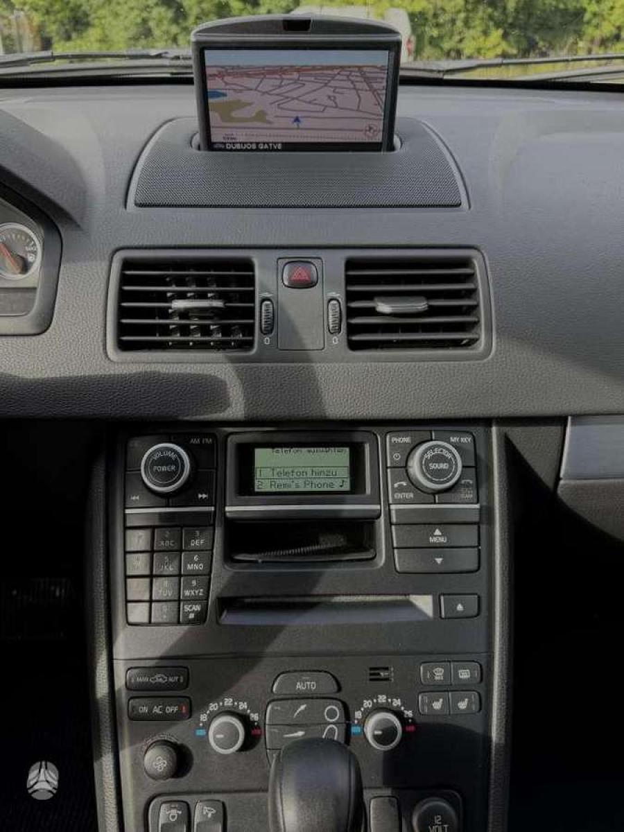 Volvo XC90 2013 Šauļi, ar dzinēja tilpumu 2.40 L un nobraukumu 298 tūkst. km par 14199 €, foto 42 vietnē AUTOMOTO.COM.LV