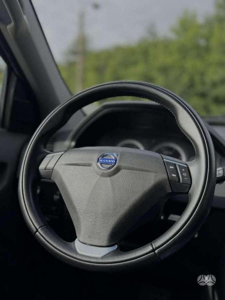 Volvo XC90 2013 Šauļi, ar dzinēja tilpumu 2.40 L un nobraukumu 298 tūkst. km par 14199 €, foto 27 vietnē AUTOMOTO.COM.LV