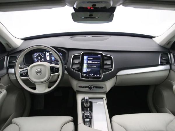 Volvo XC90 2015 in Vilnius, with an engine capacity of 2.00 L and mileage of 268 thousand km for 20999 €, photo 2 on AUTOMOTO.COM.LV