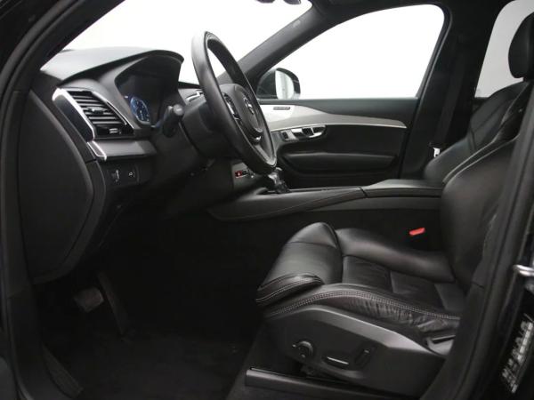 Volvo XC90 2015 Viļņa, ar dzinēja tilpumu 2.00 L un nobraukumu 197 tūkst. km par 22399 €, foto 4 vietnē AUTOMOTO.COM.LV