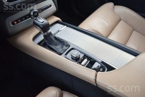 Volvo XC90 2015 Rīga, ar dzinēja tilpumu 2.00 L un nobraukumu 218 tūkst. km par 18900 €, foto 6 vietnē AUTOMOTO.COM.LV