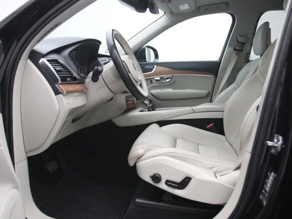 Volvo XC90 2016 Viļņa, ar dzinēja tilpumu 2.00 L un nobraukumu 260 tūkst. km par 21899 €, foto 4 vietnē AUTOMOTO.COM.LV