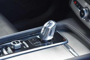 Volvo XC90 2016 Viļņa, ar dzinēja tilpumu 1.97 L un nobraukumu 188 tūkst. km par 20500 €, foto 15 vietnē AUTOMOTO.COM.LV