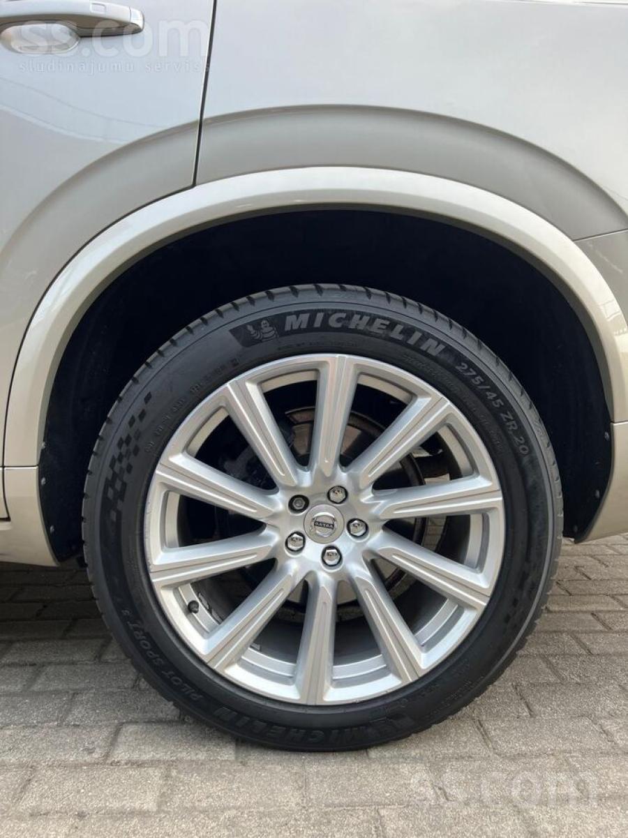 Volvo XC90 2016 Rīga, ar dzinēja tilpumu 2.00 L un nobraukumu 151 tūkst. km par 22900 €, foto 12 vietnē AUTOMOTO.COM.LV