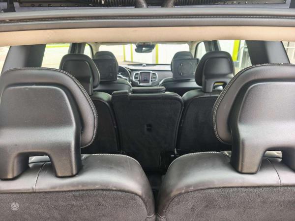 Volvo XC90 2016 in Taurage, with an engine capacity of 1.97 L and mileage of 270 thousand km for 15200 €, photo 4 on AUTOMOTO.COM.LV