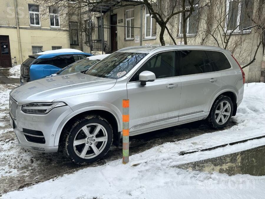 Volvo XC90 2017 Rīga, ar dzinēja tilpumu 2.00 L un nobraukumu 280 tūkst. km par 22500 €, foto 3 vietnē AUTOMOTO.COM.LV