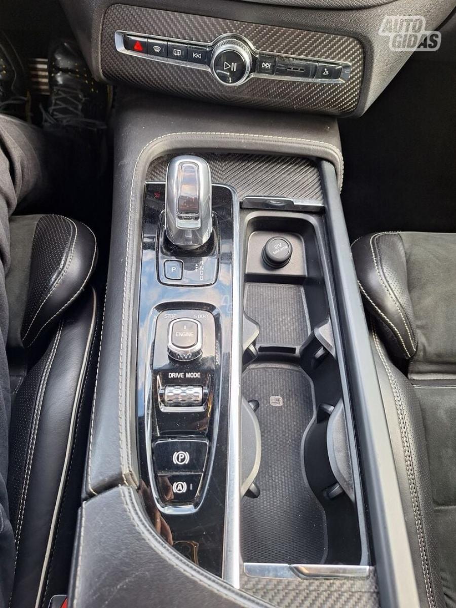 Volvo XC90 2017 Kauņa, ar dzinēja tilpumu 2.00 L un nobraukumu 169 tūkst. km par 27900 €, foto 22 vietnē AUTOMOTO.COM.LV