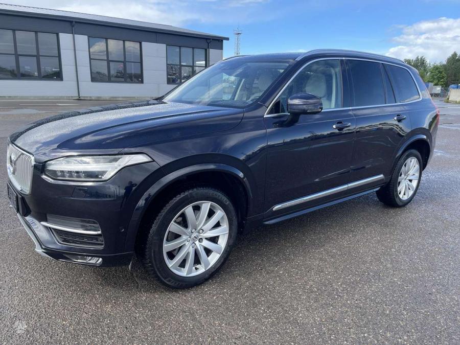Volvo XC90 2017 Panevēža, ar dzinēja tilpumu 2.00 L un nobraukumu 206 tūkst. km par 15800 €, foto 1 vietnē AUTOMOTO.COM.LV