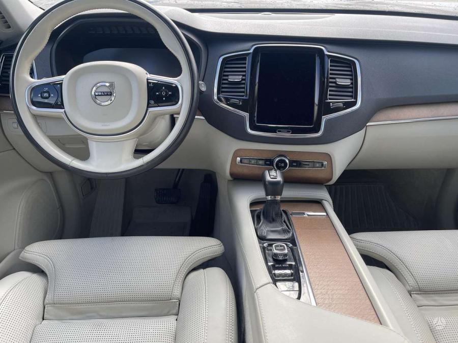 Volvo XC90 2017 Panevēža, ar dzinēja tilpumu 2.00 L un nobraukumu 206 tūkst. km par 15800 €, foto 11 vietnē AUTOMOTO.COM.LV