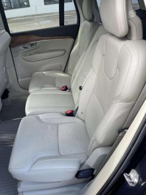 Volvo XC90 2017 Panevēža, ar dzinēja tilpumu 2.00 L un nobraukumu 206 tūkst. km par 15800 €, foto 14 vietnē AUTOMOTO.COM.LV