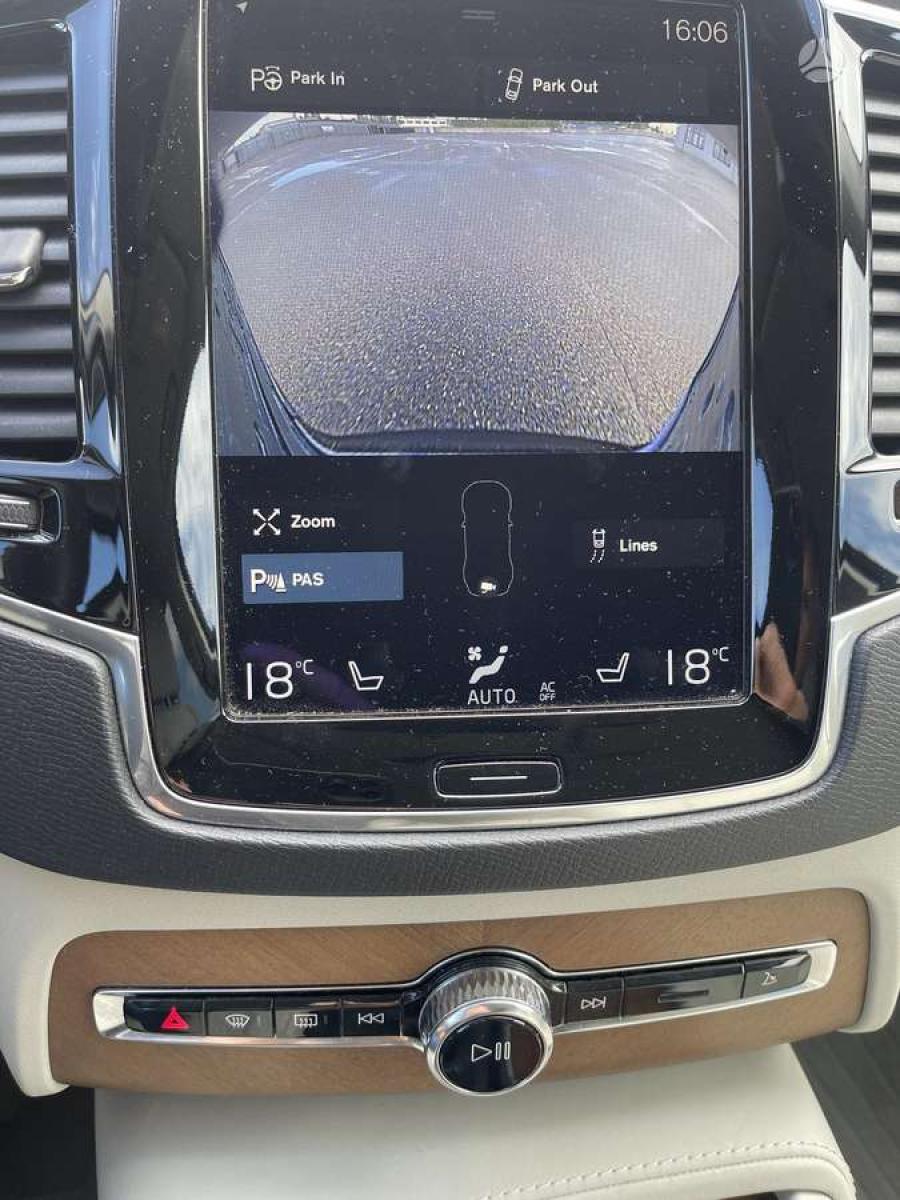 Volvo XC90 2017 Panevēža, ar dzinēja tilpumu 2.00 L un nobraukumu 206 tūkst. km par 15800 €, foto 18 vietnē AUTOMOTO.COM.LV