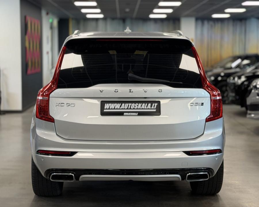 Volvo XC90 2017 in Klaipeda, with an engine capacity of 1.97 L and mileage of 294 thousand km for 20900 €, photo 4 on AUTOMOTO.COM.LV