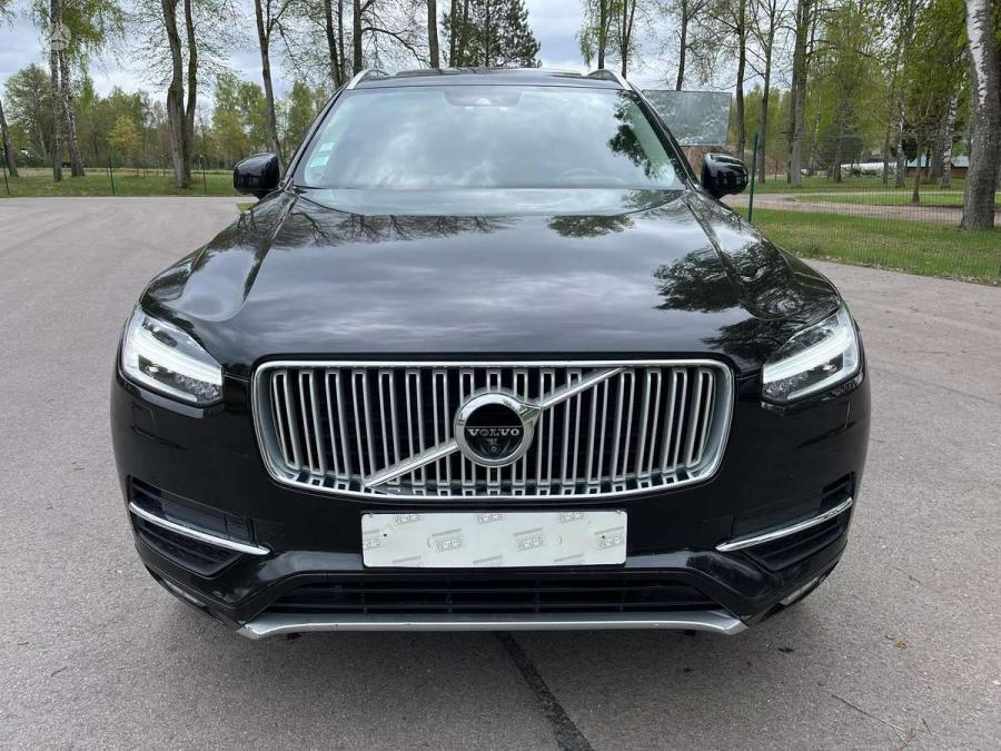 Volvo XC90 2017 in Taurage, with an engine capacity of 1.97 L and mileage of 260 thousand km for 18200 €, photo 3 on AUTOMOTO.COM.LV
