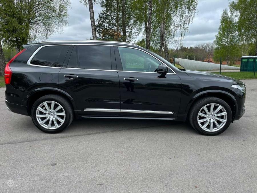 Volvo XC90 2017 in Taurage, with an engine capacity of 1.97 L and mileage of 260 thousand km for 18200 €, photo 5 on AUTOMOTO.COM.LV