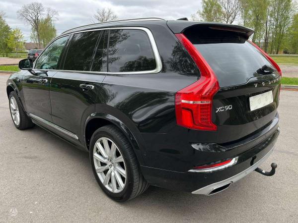 Volvo XC90 2017 in Taurage, with an engine capacity of 1.97 L and mileage of 260 thousand km for 18200 €, photo 8 on AUTOMOTO.COM.LV