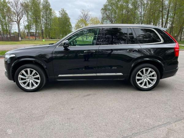 Volvo XC90 2017 in Taurage, with an engine capacity of 1.97 L and mileage of 260 thousand km for 18200 €, photo 9 on AUTOMOTO.COM.LV