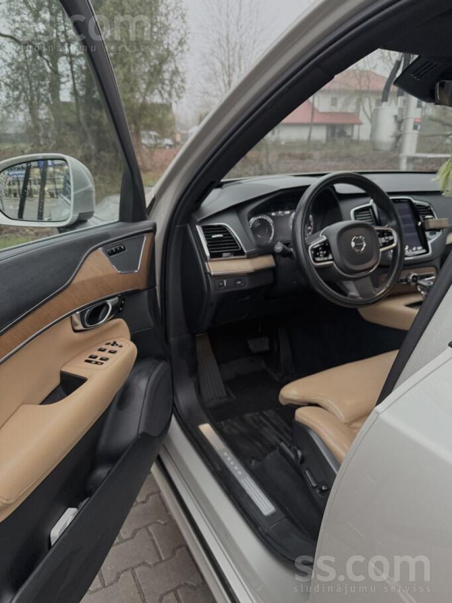 Volvo XC90 2018 in Jurmala, with an engine capacity of 2.00 L and mileage of 293 thousand km for 27000 €, photo 3 on AUTOMOTO.COM.LV