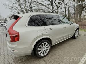 Volvo XC90 2018 in Jurmala, with an engine capacity of 2.00 L and mileage of 293 thousand km for 27000 €, photo 7 on AUTOMOTO.COM.LV