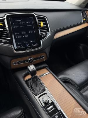 Volvo XC90 2018 in Vilnius, with an engine capacity of 2.00 L and mileage of 192 thousand km for 24000 €, photo 14 on AUTOMOTO.COM.LV