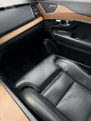 Volvo XC90 2018 in Vilnius, with an engine capacity of 2.00 L and mileage of 192 thousand km for 24000 €, photo 23 on AUTOMOTO.COM.LV