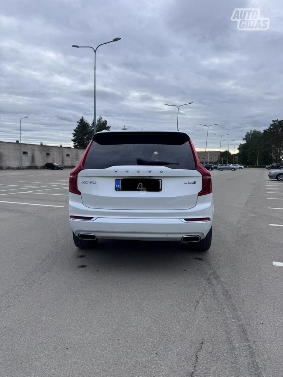 Volvo XC90 2018 in Vilnius, with an engine capacity of 2.00 L and mileage of 182 thousand km for 28000 €, photo 10 on AUTOMOTO.COM.LV