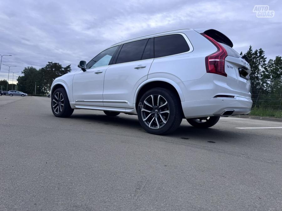 Volvo XC90 2018 in Vilnius, with an engine capacity of 2.00 L and mileage of 182 thousand km for 28000 €, photo 12 on AUTOMOTO.COM.LV
