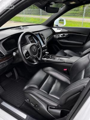 Volvo XC90 2018 in Vilnius, with an engine capacity of 2.00 L and mileage of 182 thousand km for 28000 €, photo 17 on AUTOMOTO.COM.LV