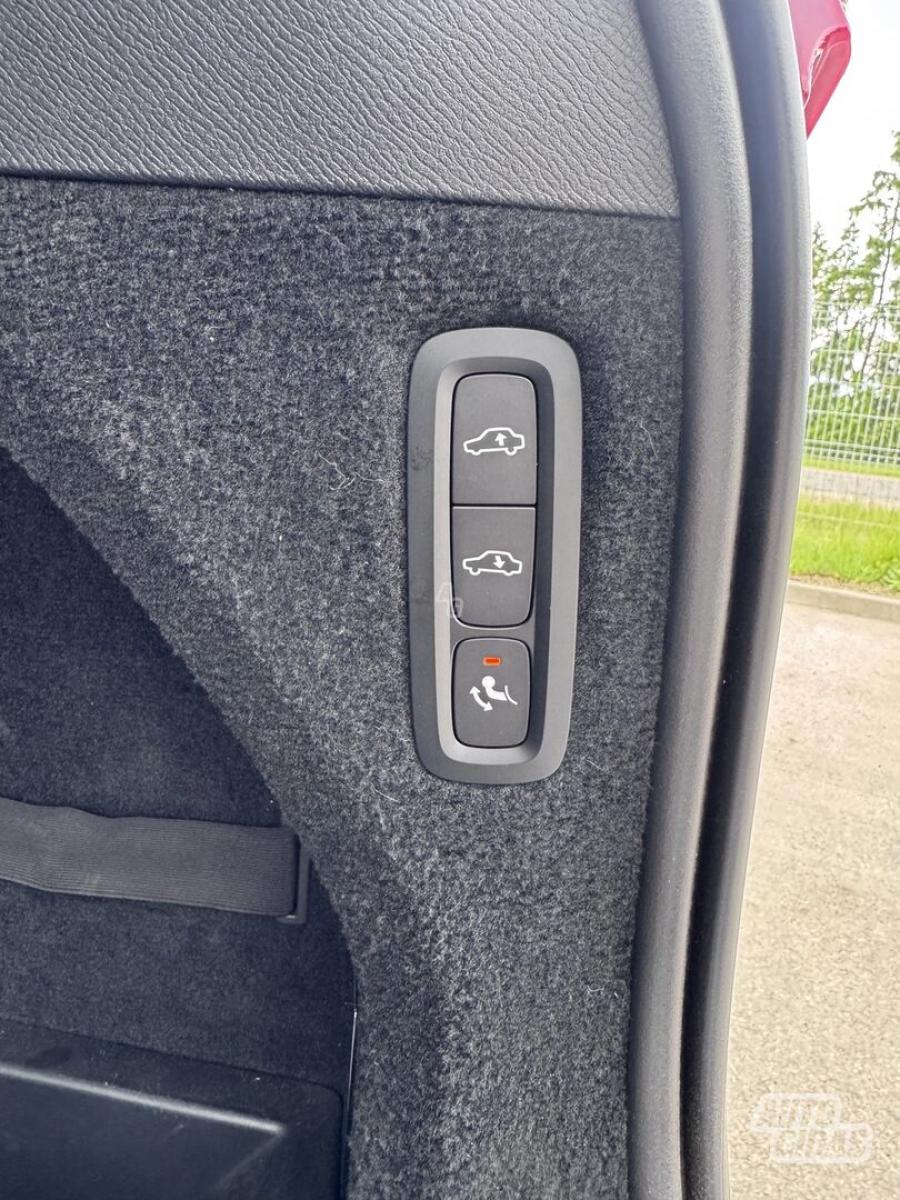 Volvo XC90 2018 in Vilnius, with an engine capacity of 2.00 L and mileage of 182 thousand km for 28000 €, photo 27 on AUTOMOTO.COM.LV