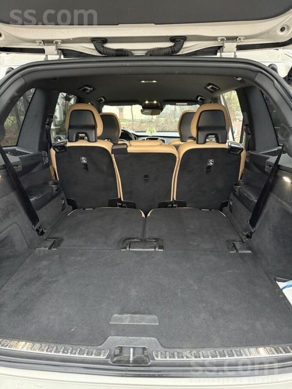 Volvo XC90 2018 in Jurmala, with an engine capacity of 2.00 L and mileage of 304 thousand km for 22000 €, photo 4 on AUTOMOTO.COM.LV