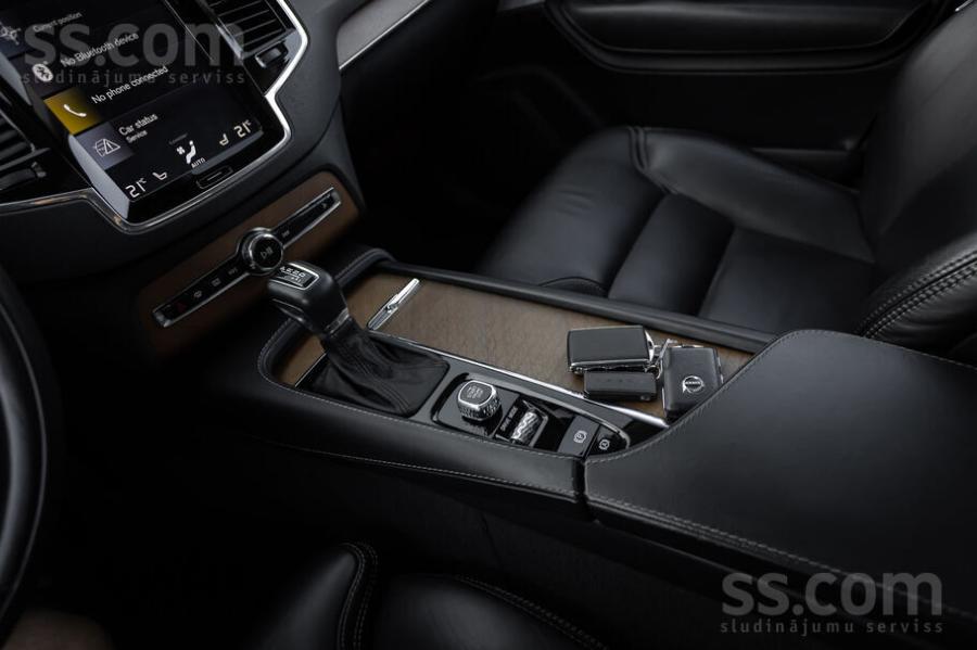 Volvo XC90 2018 Jelgava, ar dzinēja tilpumu 2.00 L un nobraukumu 330 tūkst. km par 18900 €, foto 40 vietnē AUTOMOTO.COM.LV