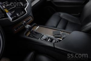 Volvo XC90 2018 Jelgava, ar dzinēja tilpumu 2.00 L un nobraukumu 330 tūkst. km par 18900 €, foto 41 vietnē AUTOMOTO.COM.LV