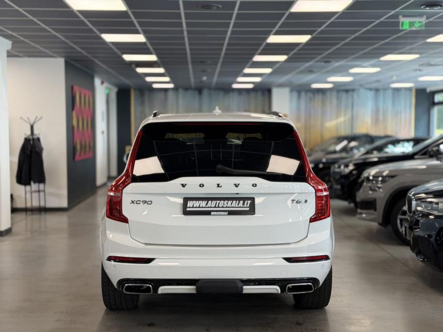 Volvo XC90 2018 Klaipėda, ar dzinēja tilpumu 1.97 L un nobraukumu 171 tūkst. km par 24950 €, foto 4 vietnē AUTOMOTO.COM.LV