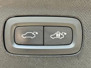 Volvo XC90 2019 in Riga, with an engine capacity of 2.00 L and mileage of 268 thousand km for 24500 €, photo 21 on AUTOMOTO.COM.LV
