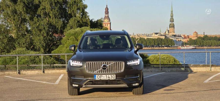 Volvo XC90 2019 Rīga, ar dzinēja tilpumu 1.97 L un nobraukumu 121 tūkst. km par 32555 €, foto 8 vietnē AUTOMOTO.COM.LV