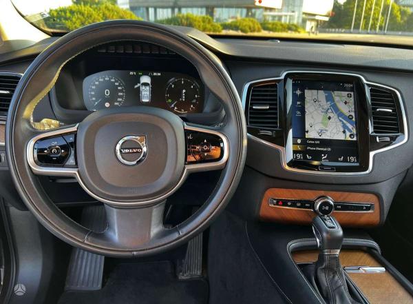Volvo XC90 2019 Rīga, ar dzinēja tilpumu 1.97 L un nobraukumu 121 tūkst. km par 32555 €, foto 8 vietnē AUTOMOTO.COM.LV